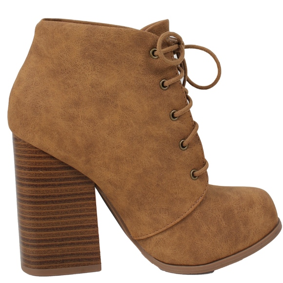 Shoes | Tan Lace Up Closed Toe Stacked Block Heel Ankle | Poshmark